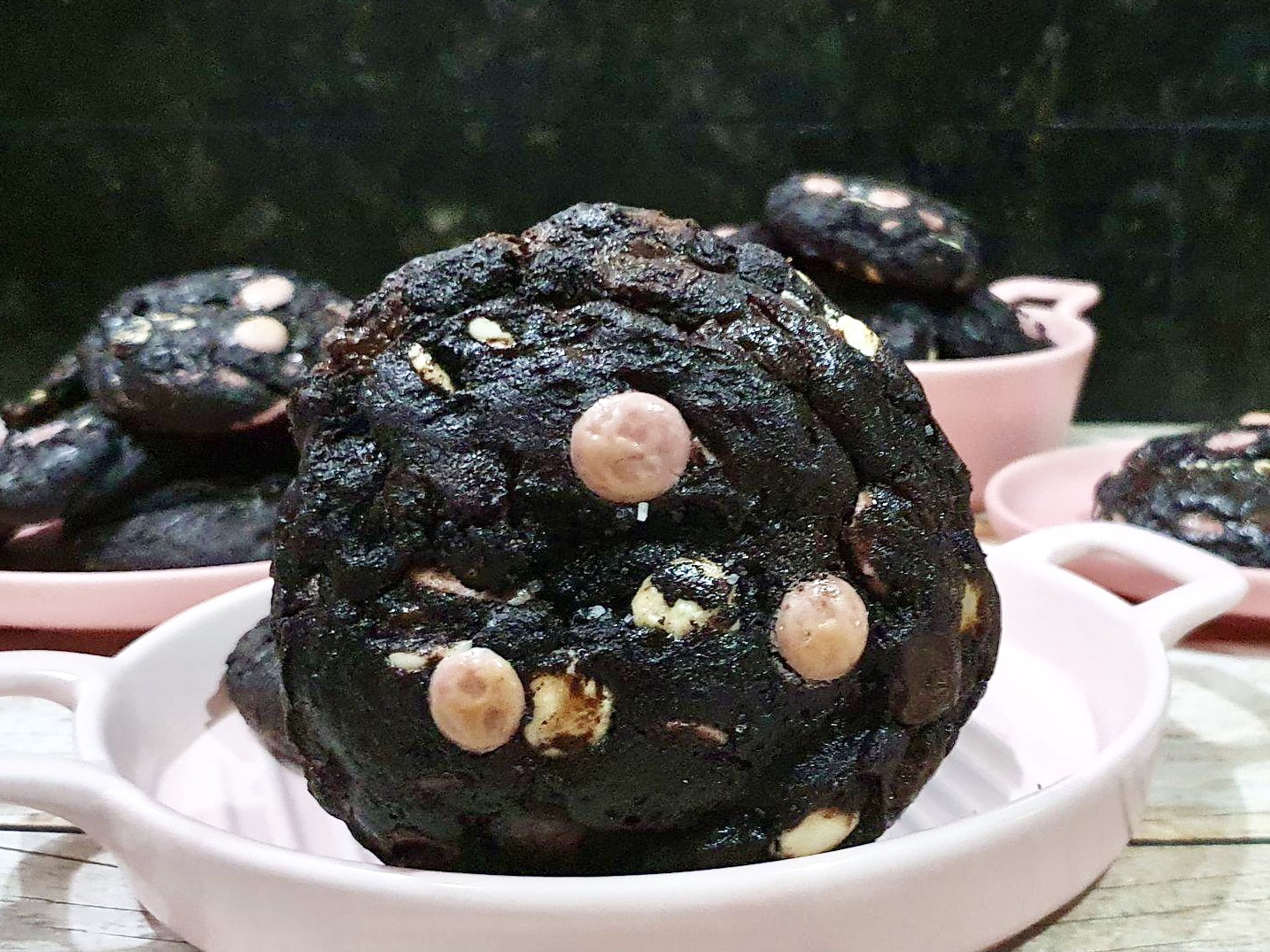 Fet Boys introduces newest sweet creation: Prettier than Pink Cookies ...